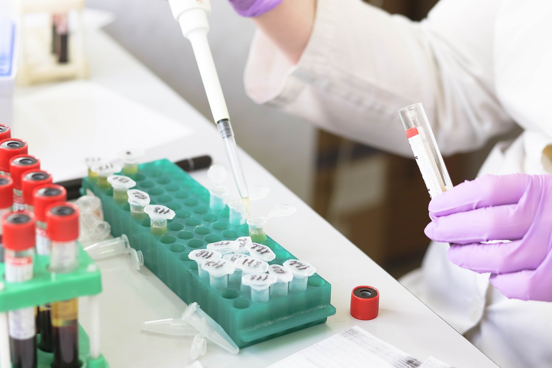 Genomic Testing Reveals Hereditary Risk in Nearly 12% of Healthy People ...
